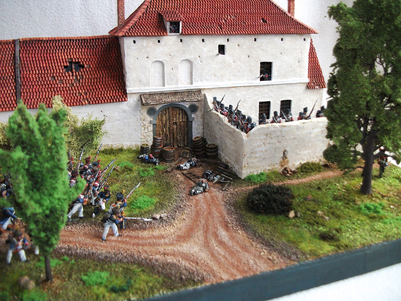 Photo 4 - The battle of Hougoumont | Dioramas and Vignettes | Gallery ...