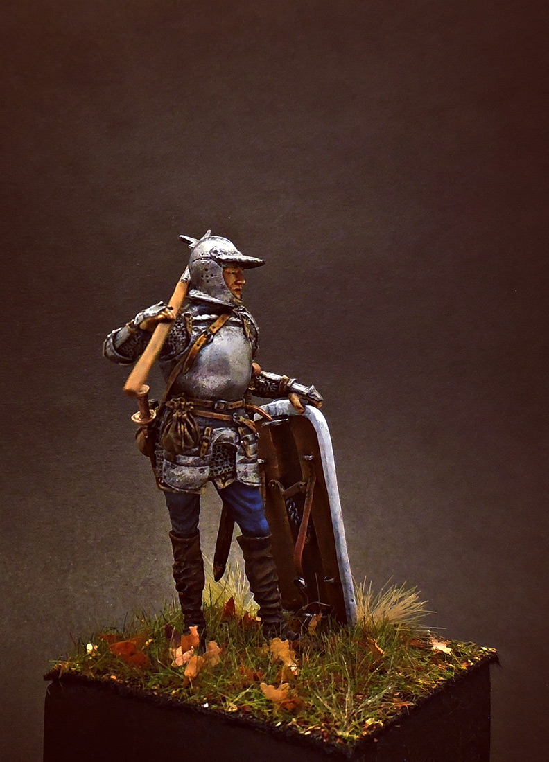 Photo 4 - European soldier with halberd, 1510-25 | Figures | Gallery on ...
